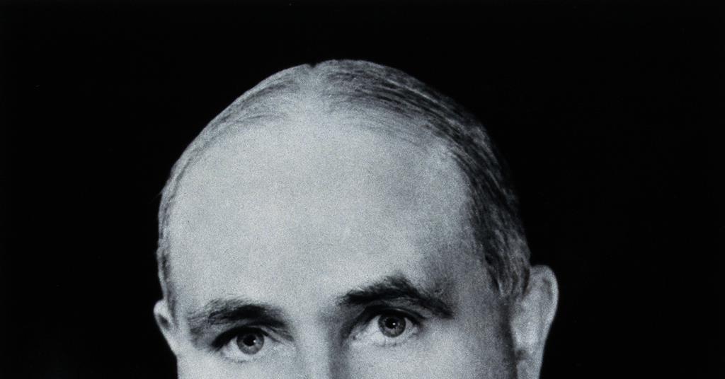 Sir Graham Wilson | Features | The Microbiologist