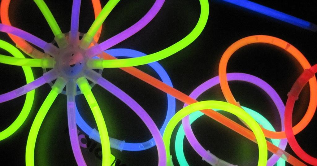 Glow sticks deployed to ID emerging biothreats | News | The Microbiologist