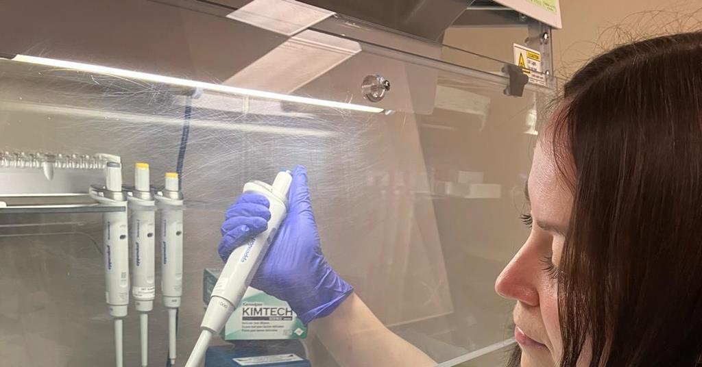 What a waste: poop and plastic in the study of purple martin ...