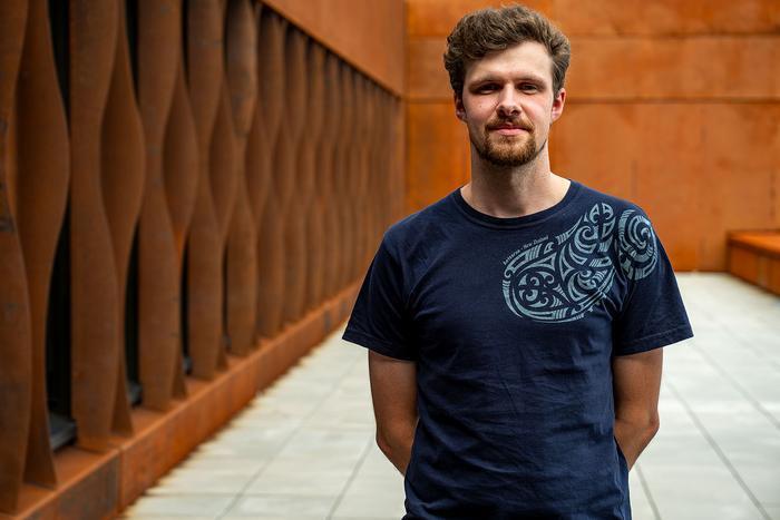 Geobiologist Dr. Ilya Bobrovskiy moves to MARUM with his ERC Starting ...