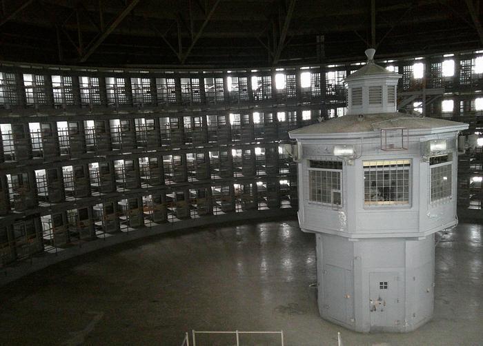 Scholars take a new look at controversial Stateville prison malaria ...